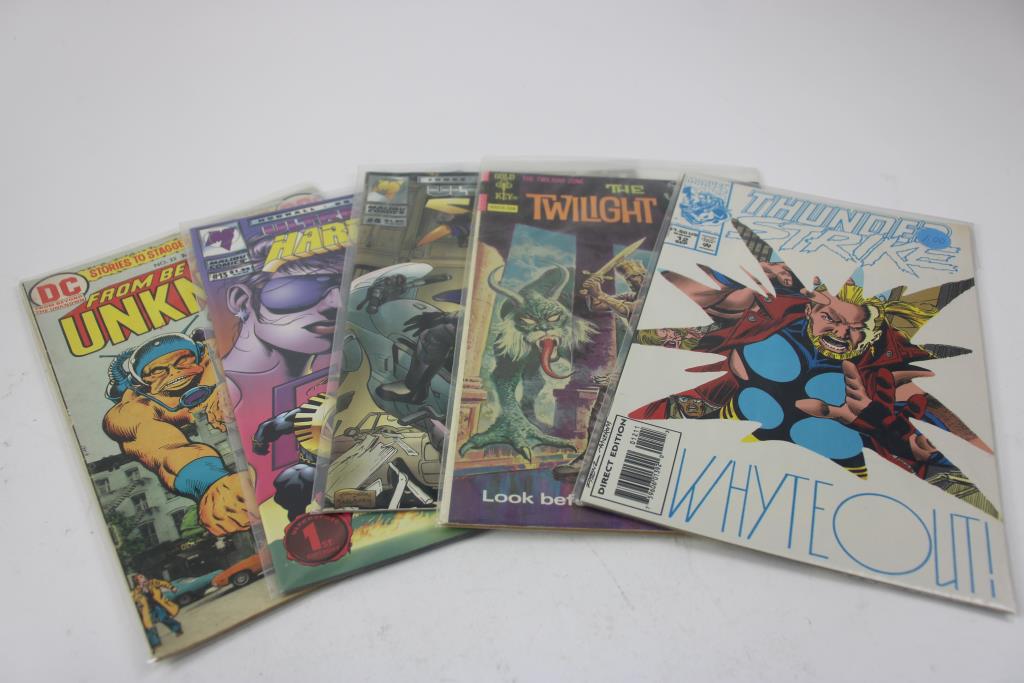 Comic Book Lot - 10 Comic Books | Property Room