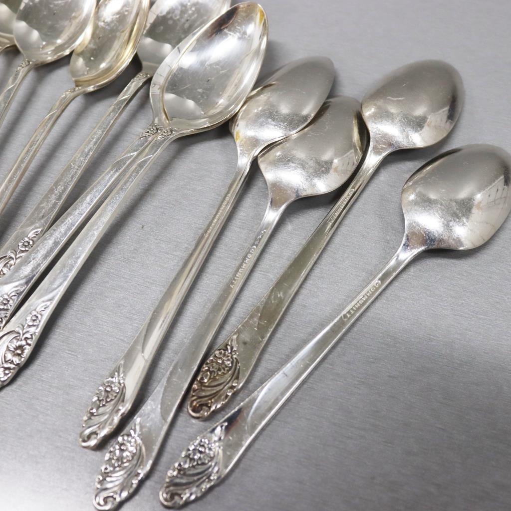 Community Oneida Silver Plated Evening Star Spoons, 12 Pieces ...