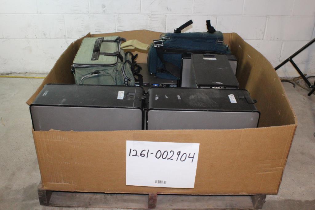 Computer Lot And More, 10+ Pieces | Property Room