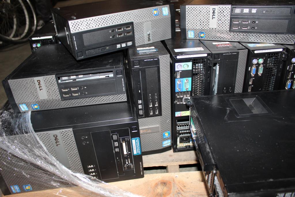 Computer Lot, [count] Pieces | Property Room