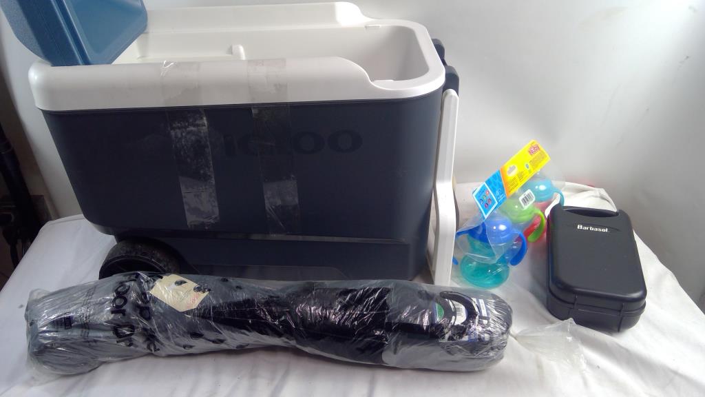 Cooler, Clippers, And More, 14 Pieces | Property Room