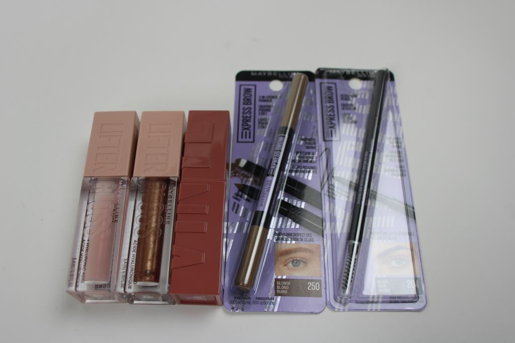 Cosmetics Lot - 10 Pieces | Property Room