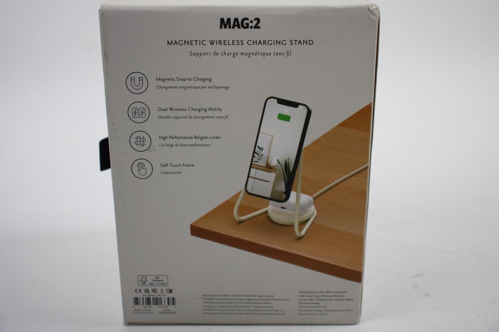 Courant MAG 2 Magnetic Wireless Charging Stand | Property Room