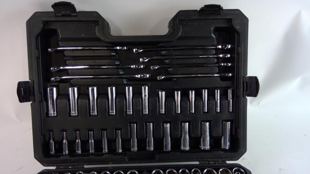 Craftsman 155-Piece Mechanic's Tool Set | Property Room