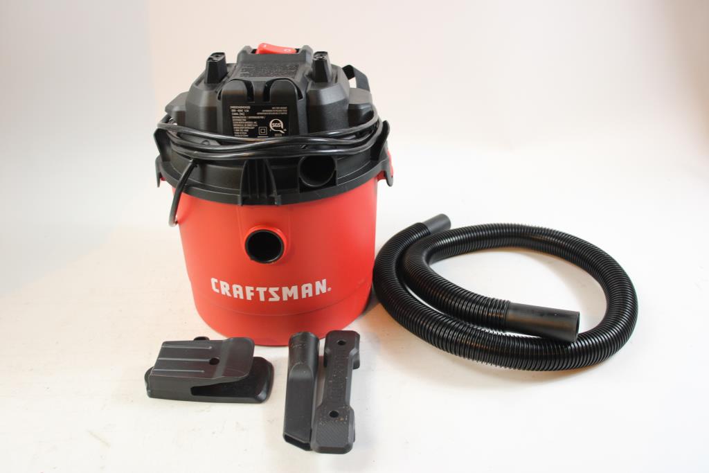 Craftsman 2.5 Gal Wet/ Dry Vacuum | Property Room
