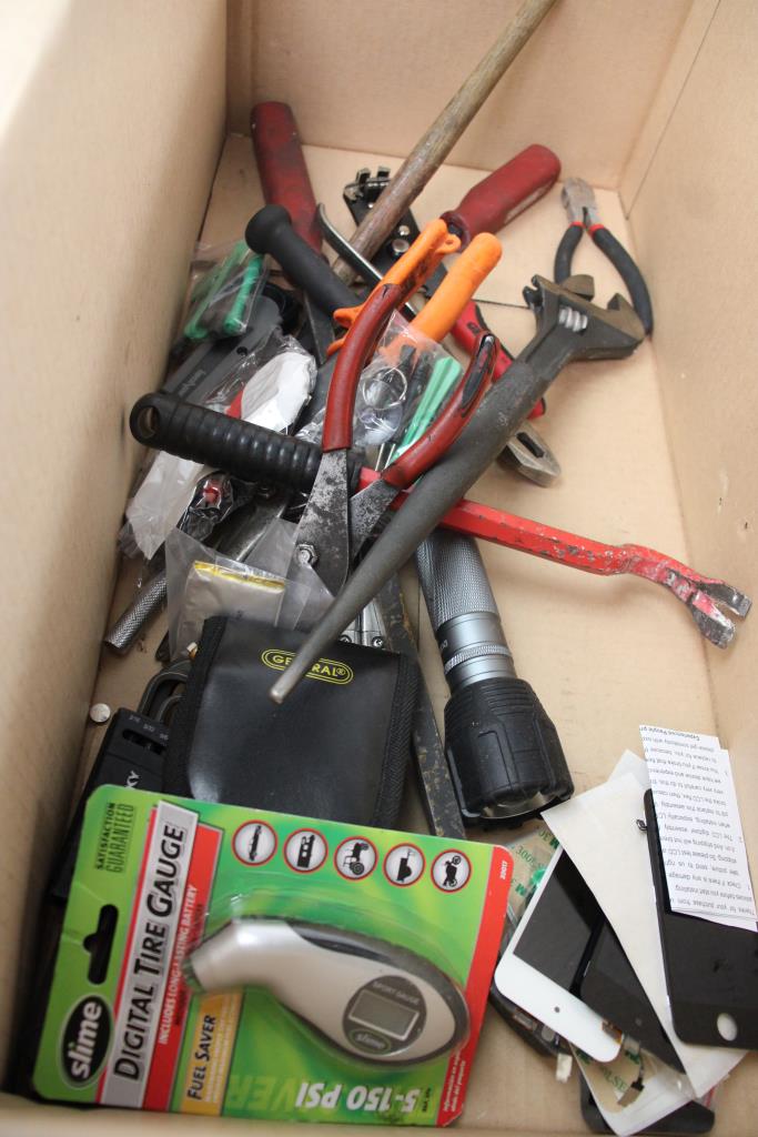 Craftsman Prybar, Midwest Pliers, Husky Allen Wrenches And More, 5 ...