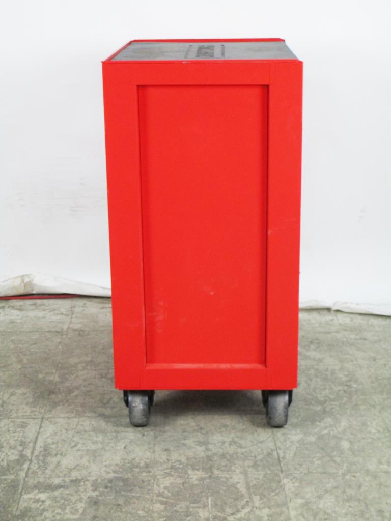 Craftsman Rolling Tool Box | Property Room