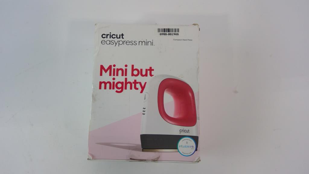 Cricut Easypress Mini | Property Room