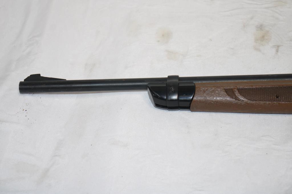 Crosman 2200 Magnum Pellet Gun | Property Room