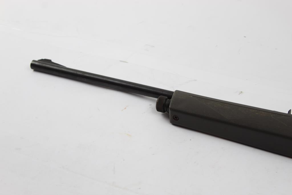 Crosman Repeat Air Semi-Automatic CO2 Pellet Gun Air Rifle | Property Room