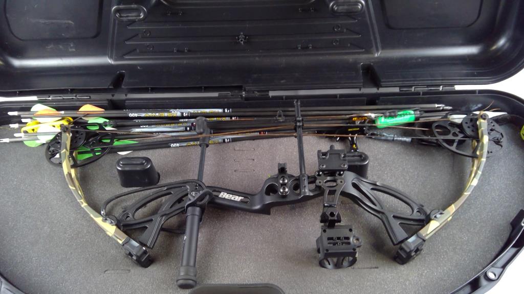 Cruzer G3 Compound Bow | Property Room