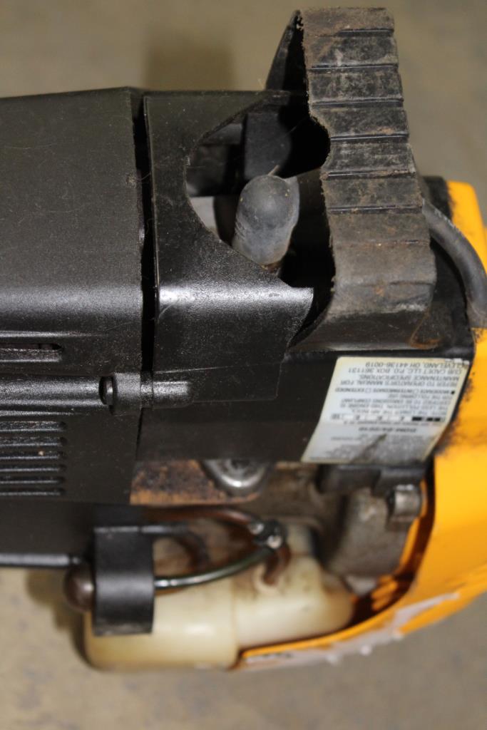 Cub Cadet CC2020 17" Trimmer | Property Room