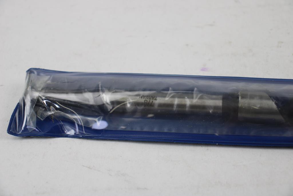 Cully Ship Auger Bit 7/8 X 17" | Property Room