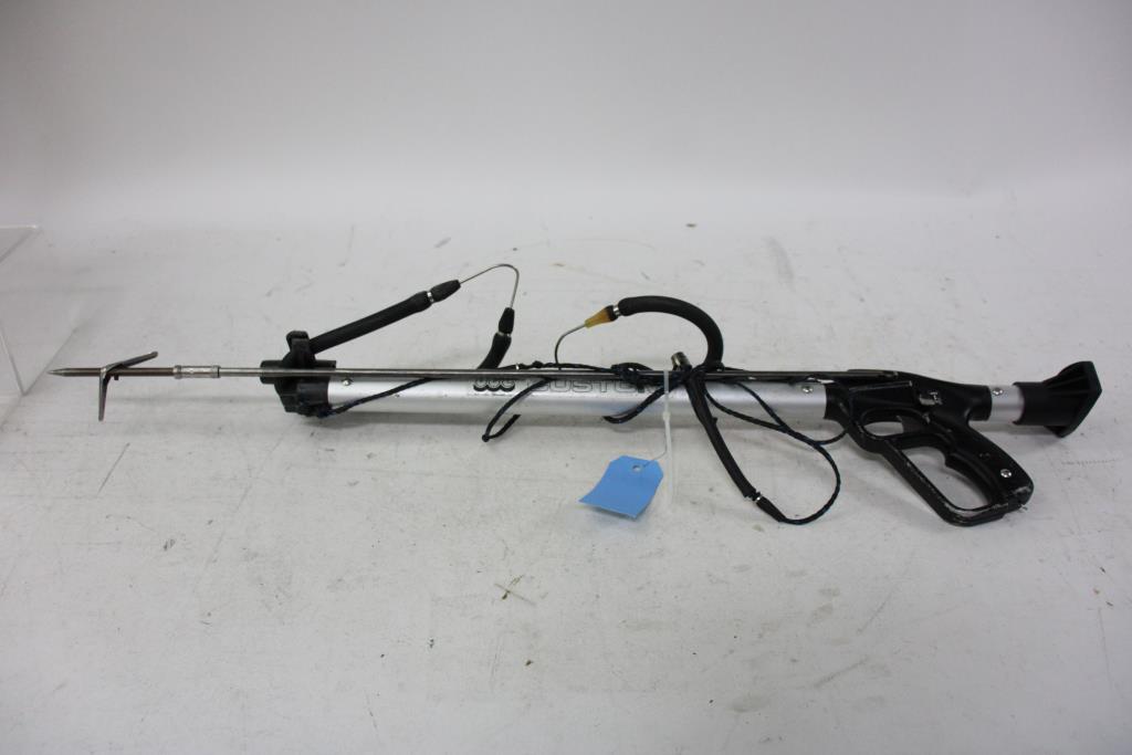 Custom Spearfishing Gun And Spear | Property Room