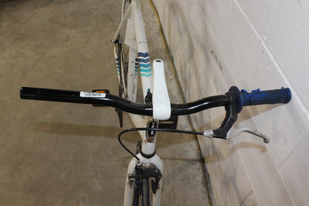 Cutter Road Bike | Property Room