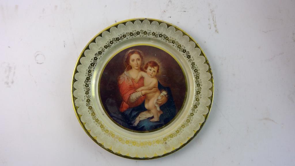 Daher Decorated Ware Decorative Plate | Property Room