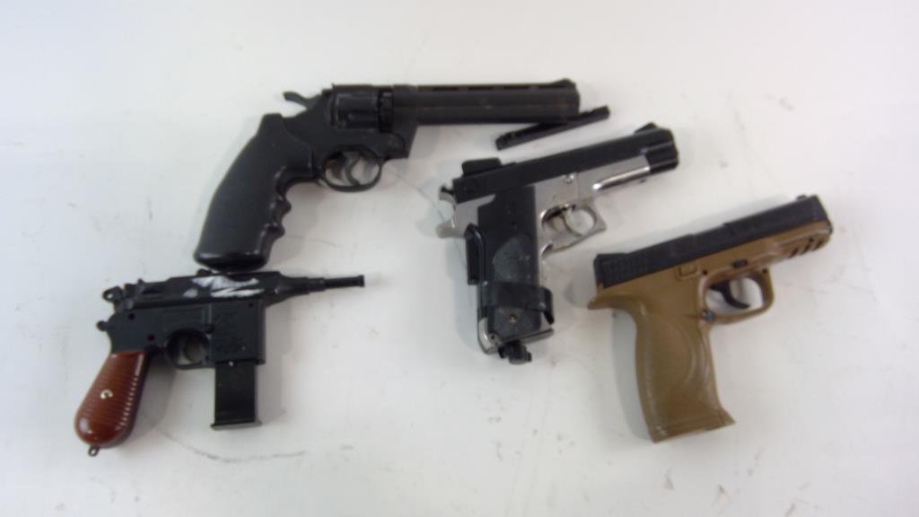 Daisy Airsoft Gun And More, 4 Pieces | Property Room