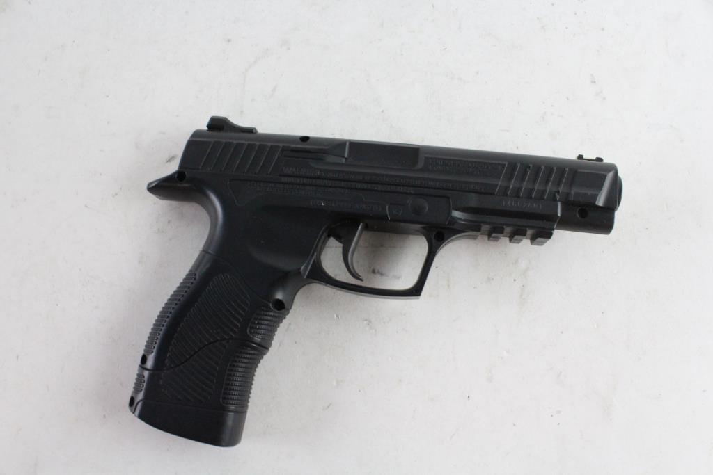 Daisy, Powerline 415, BB Gun | Property Room