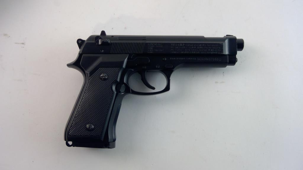 Daisy Powerline BB Gun | Property Room