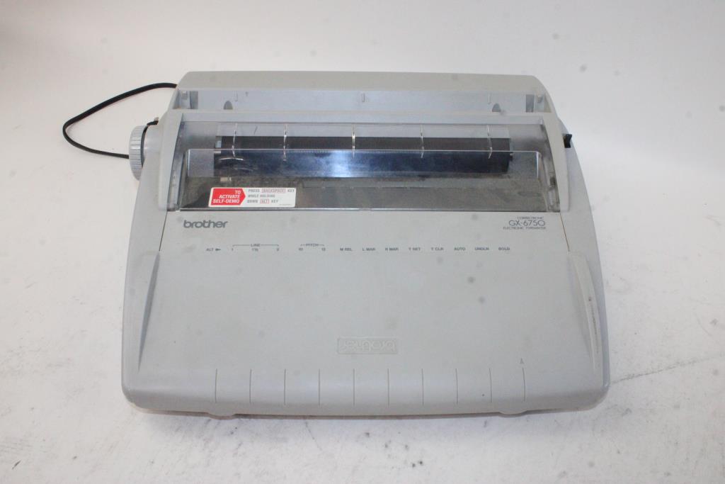 Daisy Wheel Electronic Typewriter | Property Room