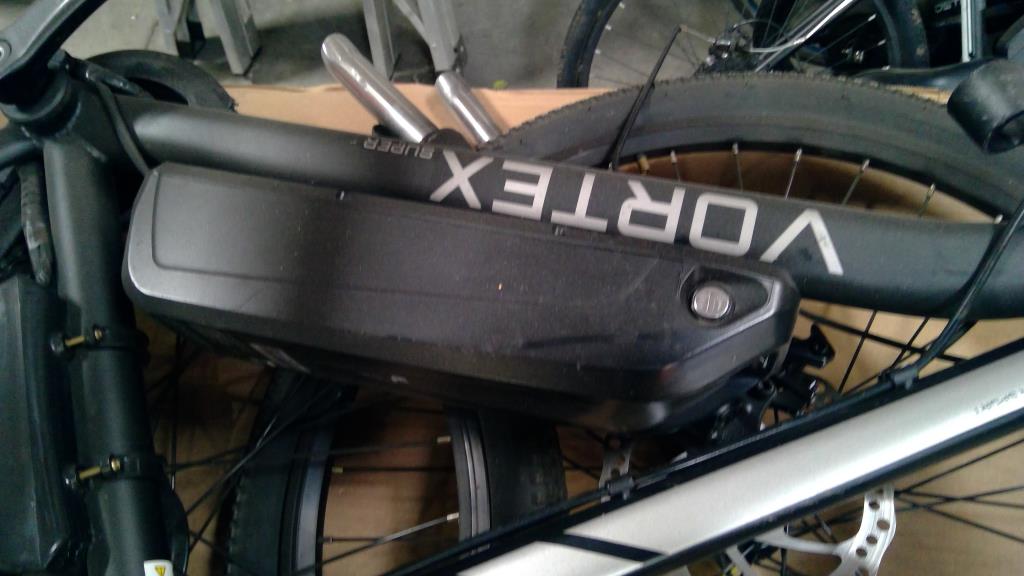 DAMAGED Vortex Super E-Bike - SOLD FOR PARTS ONLY | Property Room