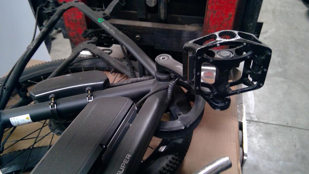 DAMAGED Vortex Super E-Bike - SOLD FOR PARTS ONLY | Property Room