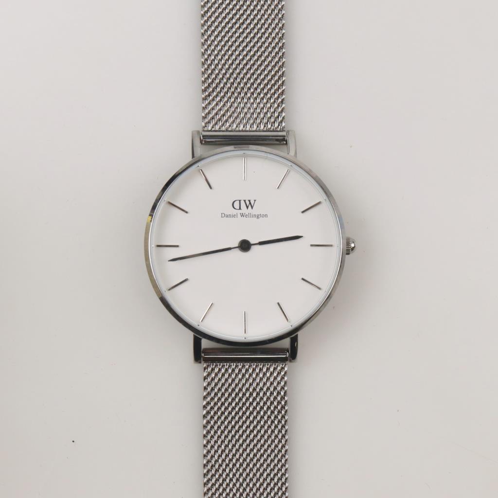 Daniel Wellington Petite Evergold Watch | Property Room