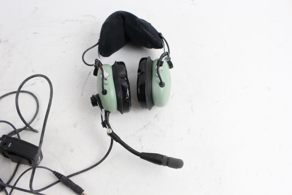 David Clark Aviation Headset With Mic | Property Room