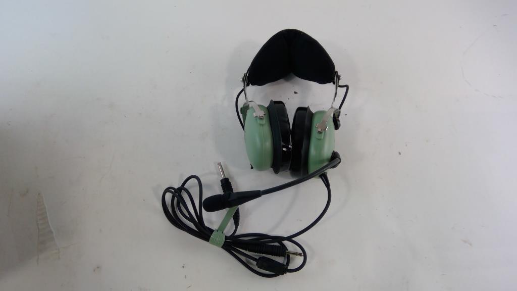 David Clark H10-13.4 Aviation Headset | Property Room