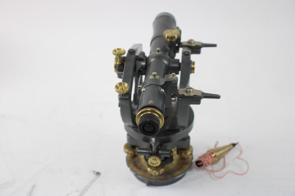 David White Universal Scope | Property Room