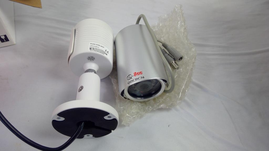 Day & Night Color CCD Cameras, Bullet CCTV Cameras, 4 Pieces | Property ...