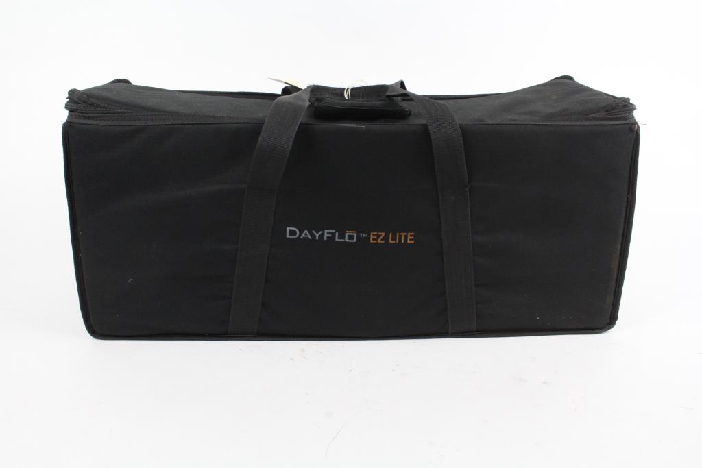 Dayflo EZ Lite Lighting Kit With Case. 7 Pieces | Property Room