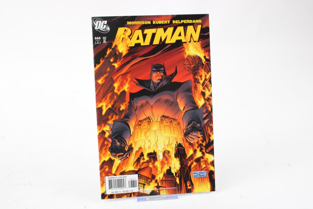 DC Batman 666 | Property Room