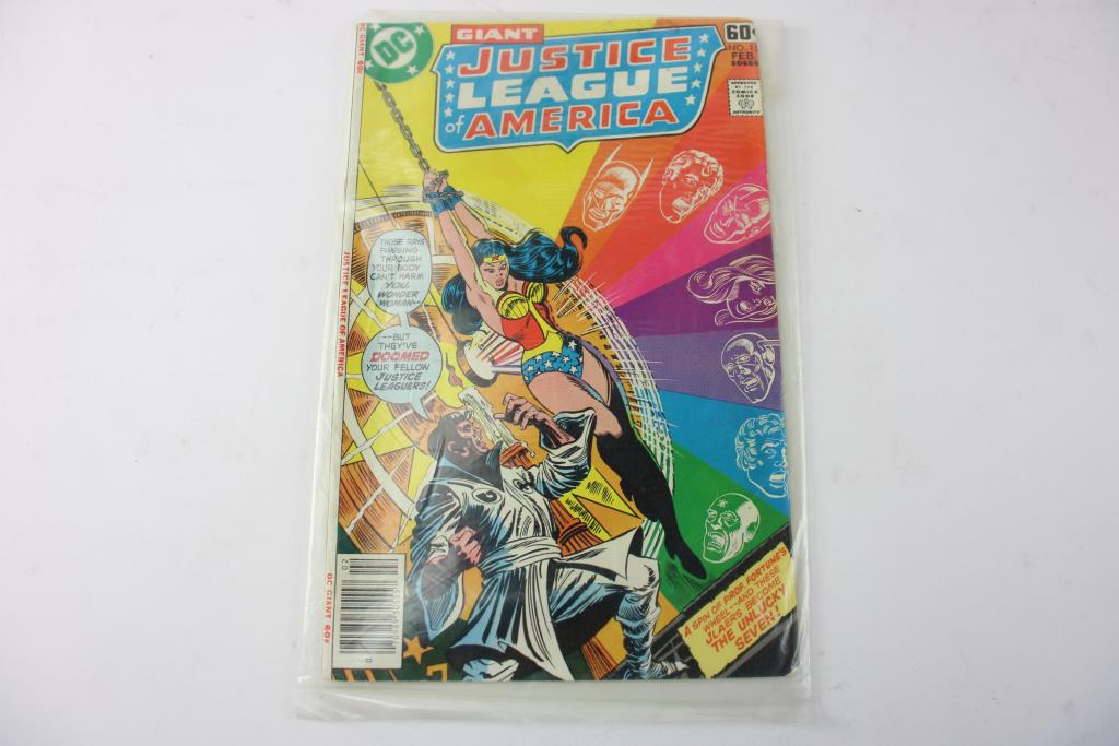 DC Giant Justice League America #15 | Property Room