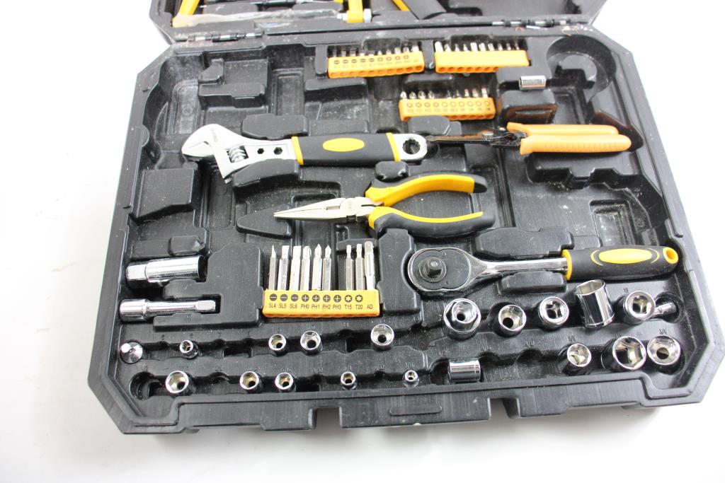 Decko Mechanics Tool Set | Property Room