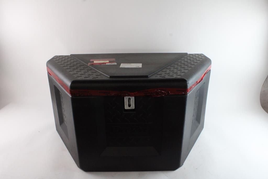 DeeZee Triangle Poly Chest | Property Room