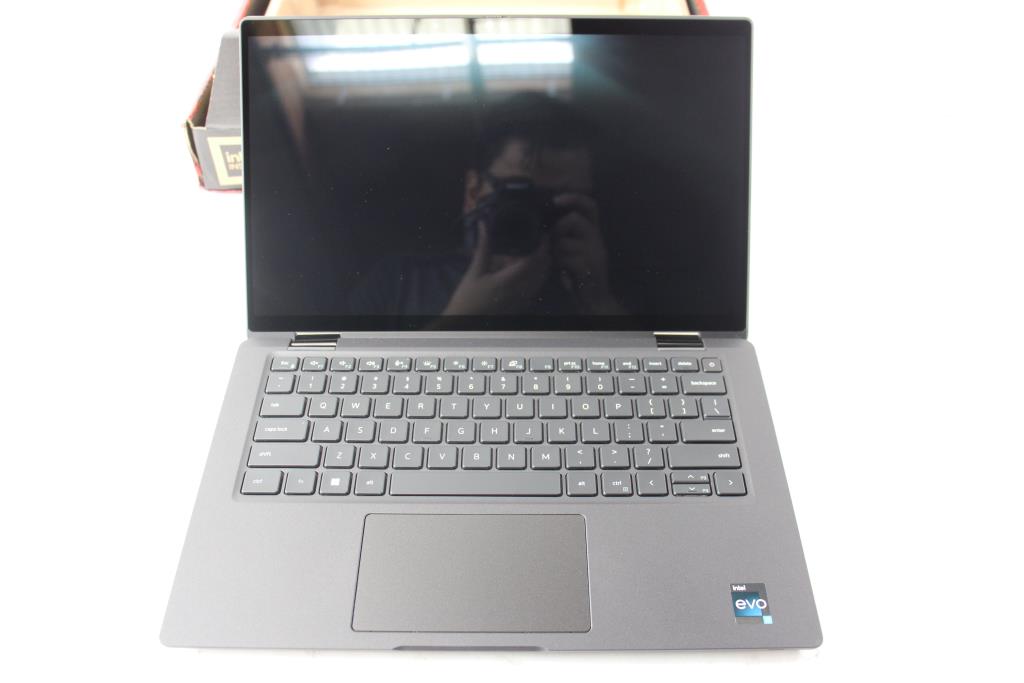 Dell Latitude 7430 2-in-1 Laptop | Property Room