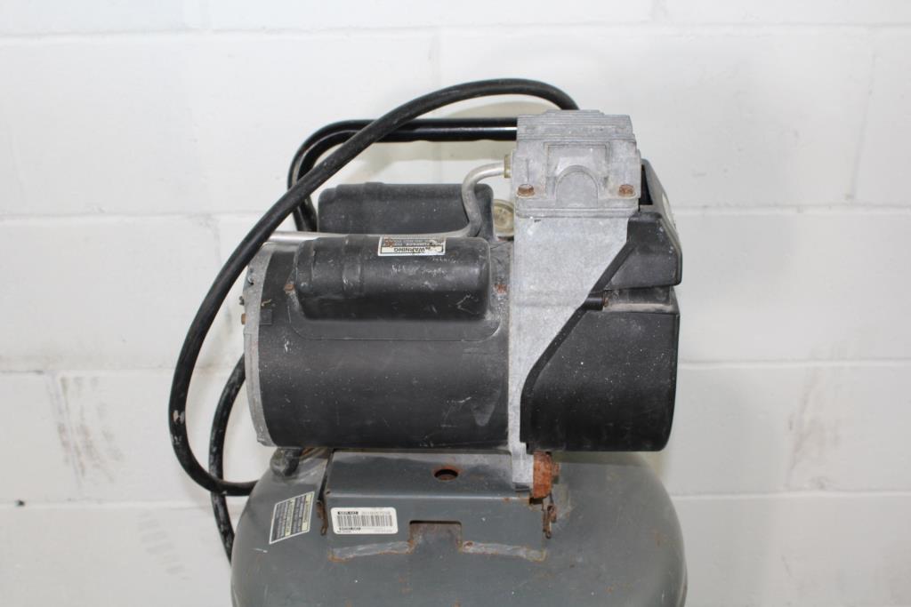 Devilbliss Pro 4000 Air Compressor | Property Room