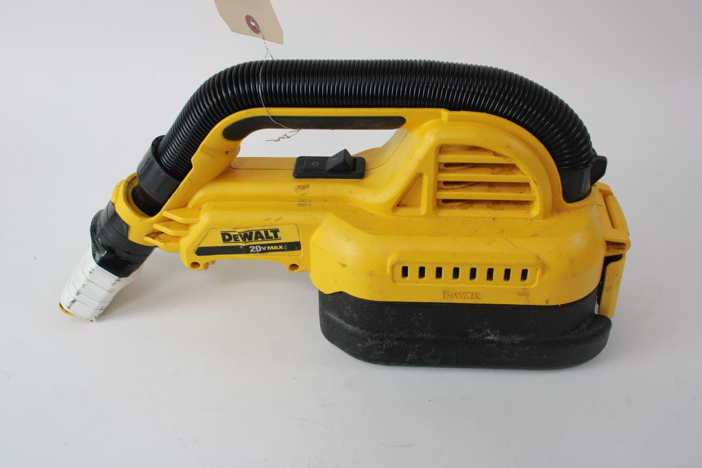 DeWalt 1/2 Gallon Cordless Wet/Dry Vacuum Type 1, DCV517 | Property Room