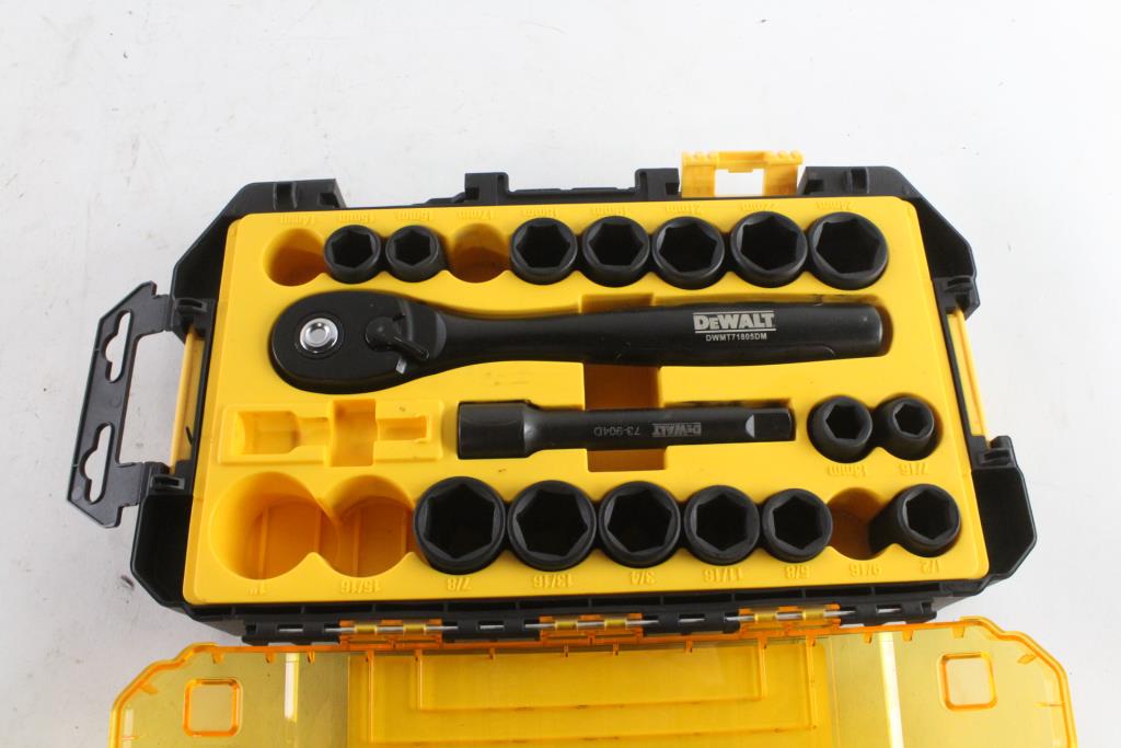 DeWalt 17-Piece Deep Impact Socket Set, With Ratchet, Incomplete Set ...