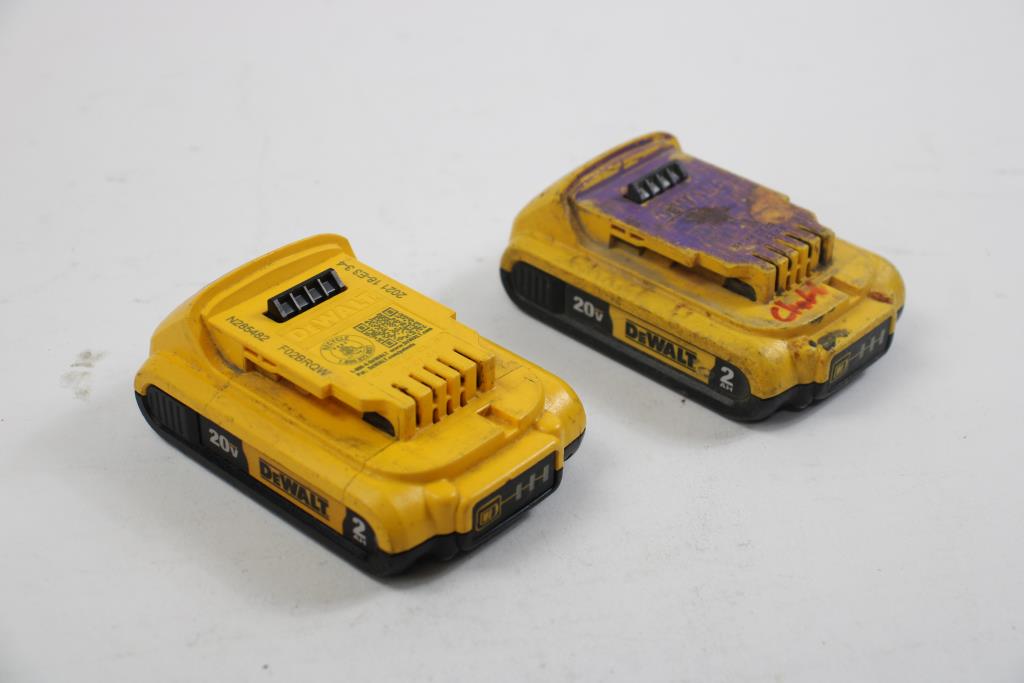 Dewalt 20v 2Ah Battery Pack | Property Room