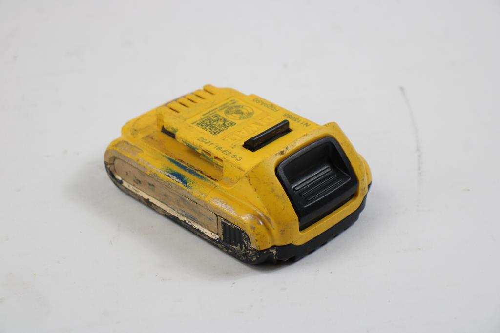 Dewalt 20v Battery Pack | Property Room