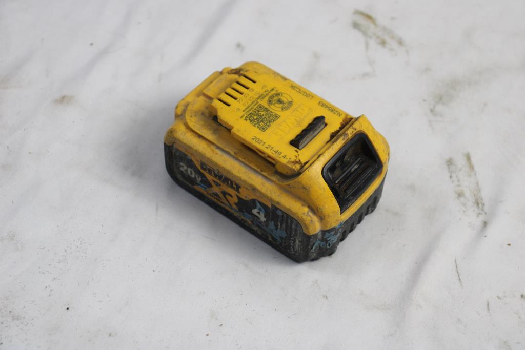 Dewalt 20V Battery Pack | Property Room