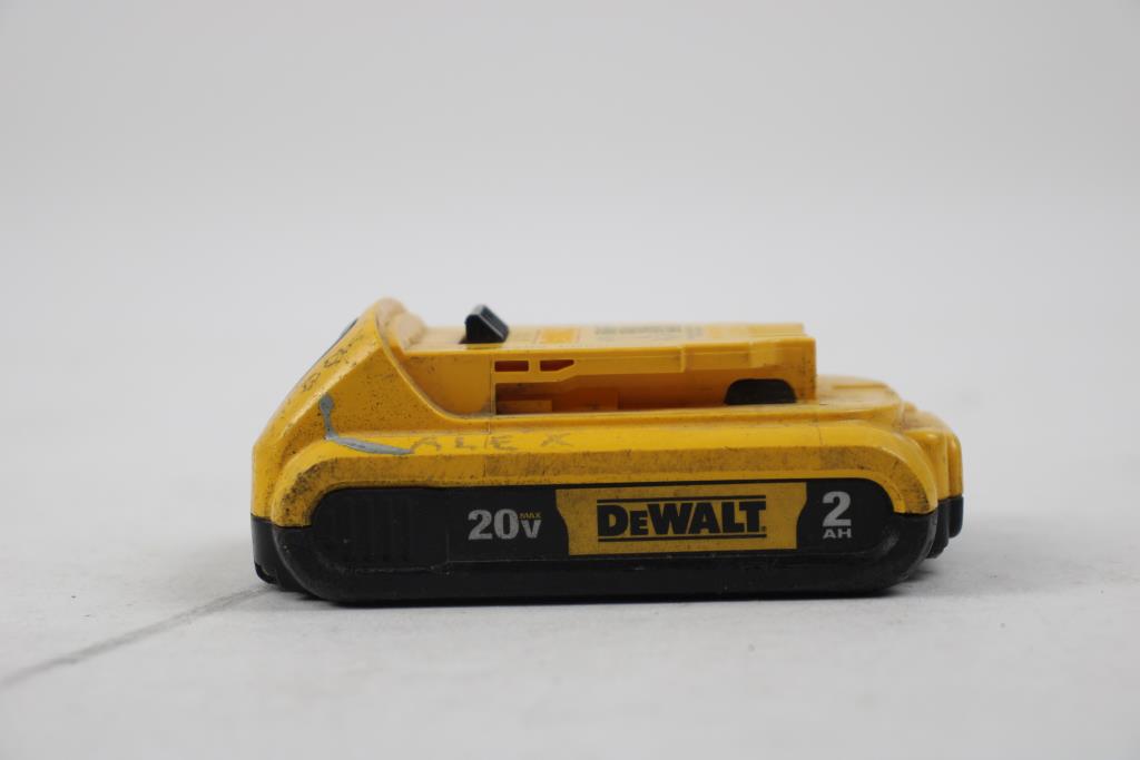 DeWalt 20V Battery Pack 2AH | Property Room