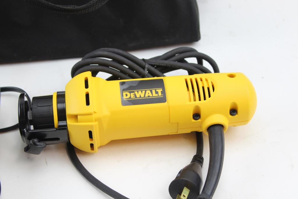 Dewalt 20v Max Cut-Out Tool | Property Room