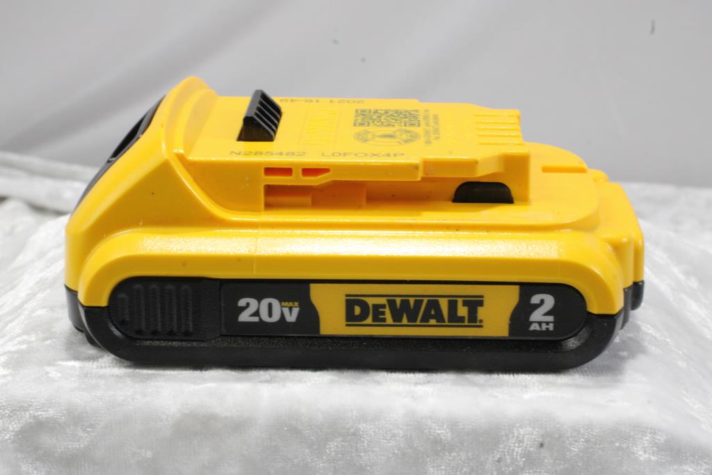 Dewalt 2Ah Battery Pack | Property Room