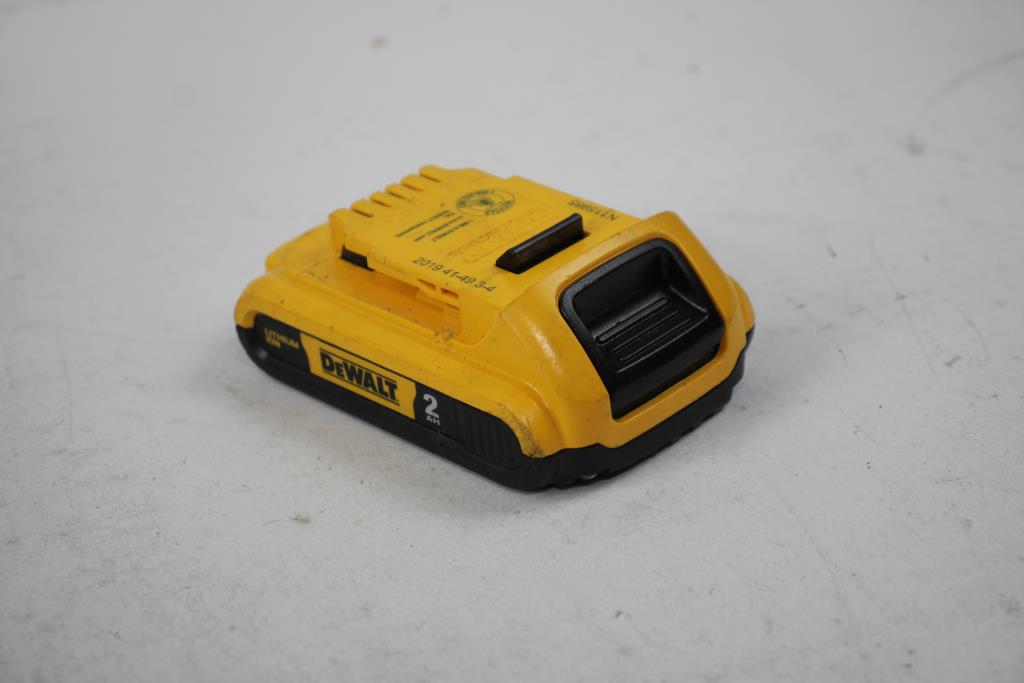 DeWalt 2Ah Battery Pack, DCB203 | Property Room