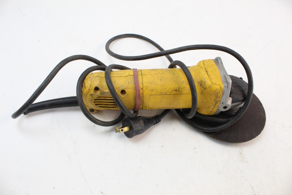 Dewalt 7in Angle Grinder DW840 | Property Room