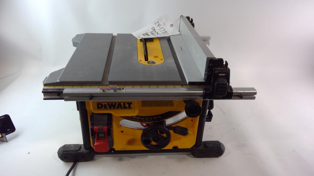 DeWalt 8-1/4'' Table Saw | Property Room
