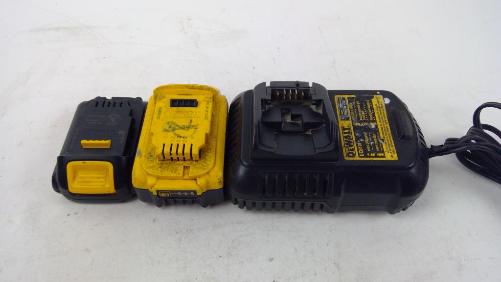 DeWalt Battery Charger, DCB101 | Property Room